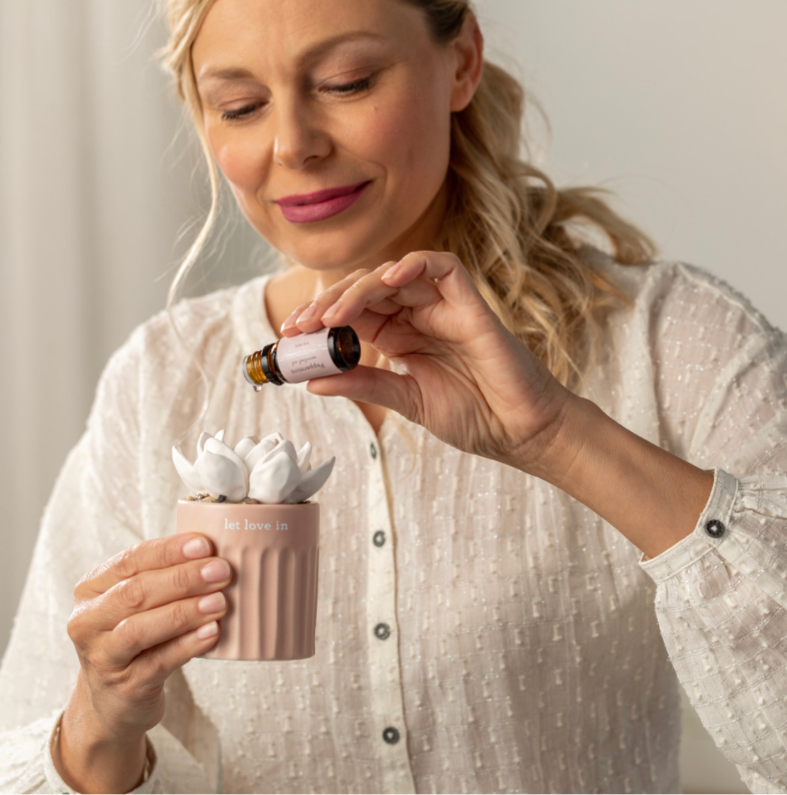 Succulent Oil Diffuser – Smile – Magical Little Things